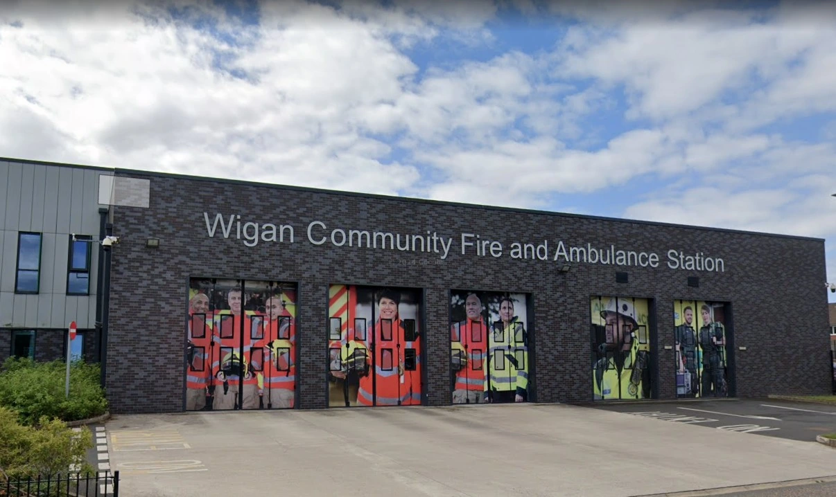 Wigan Fire & Ambulance Station - fieldparkinteriors.co.uk